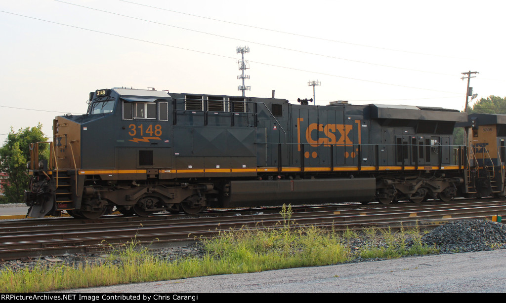 CSXT 3148 on Q301-29